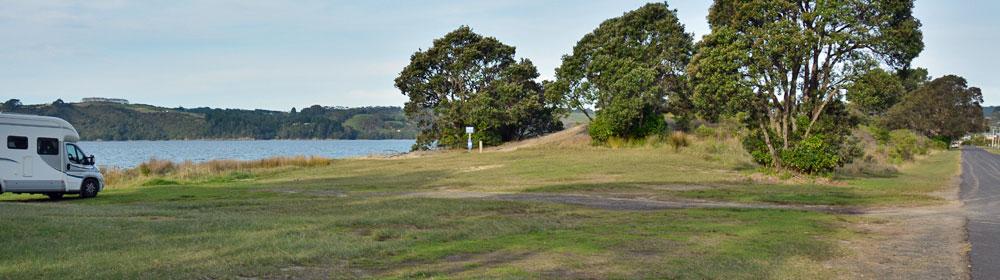 RV Explorer - Cooks Beach Reserve